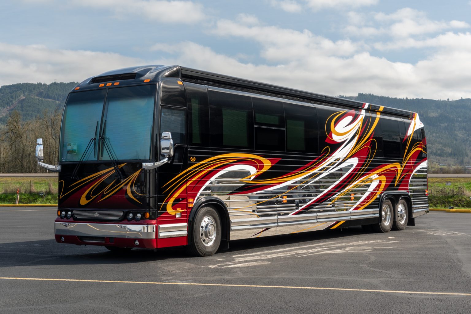 Prevost Listings | Luxury Prevost Motorcoaches for Sale