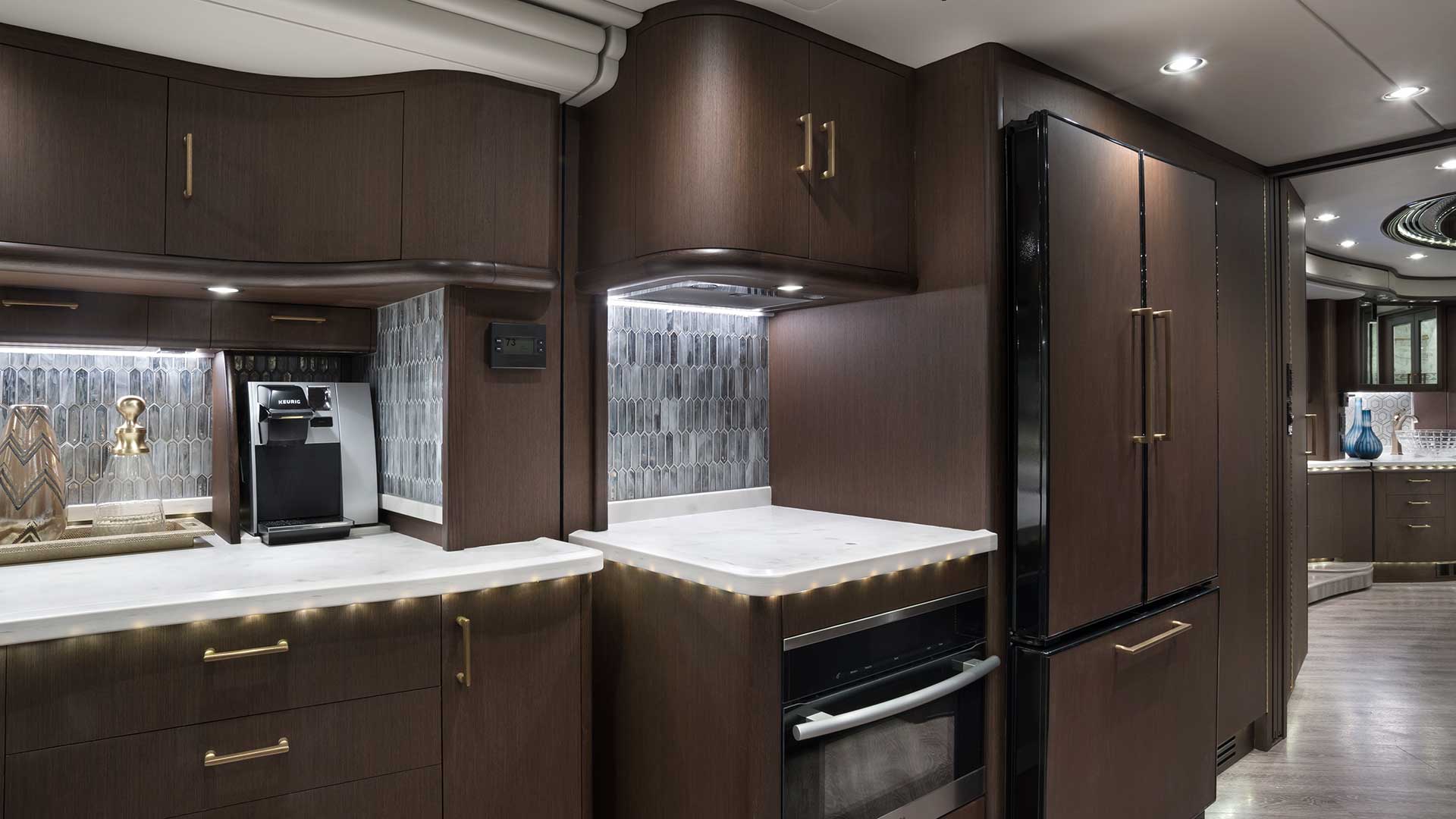 Liberty Coach #5444 - Prevost Plus