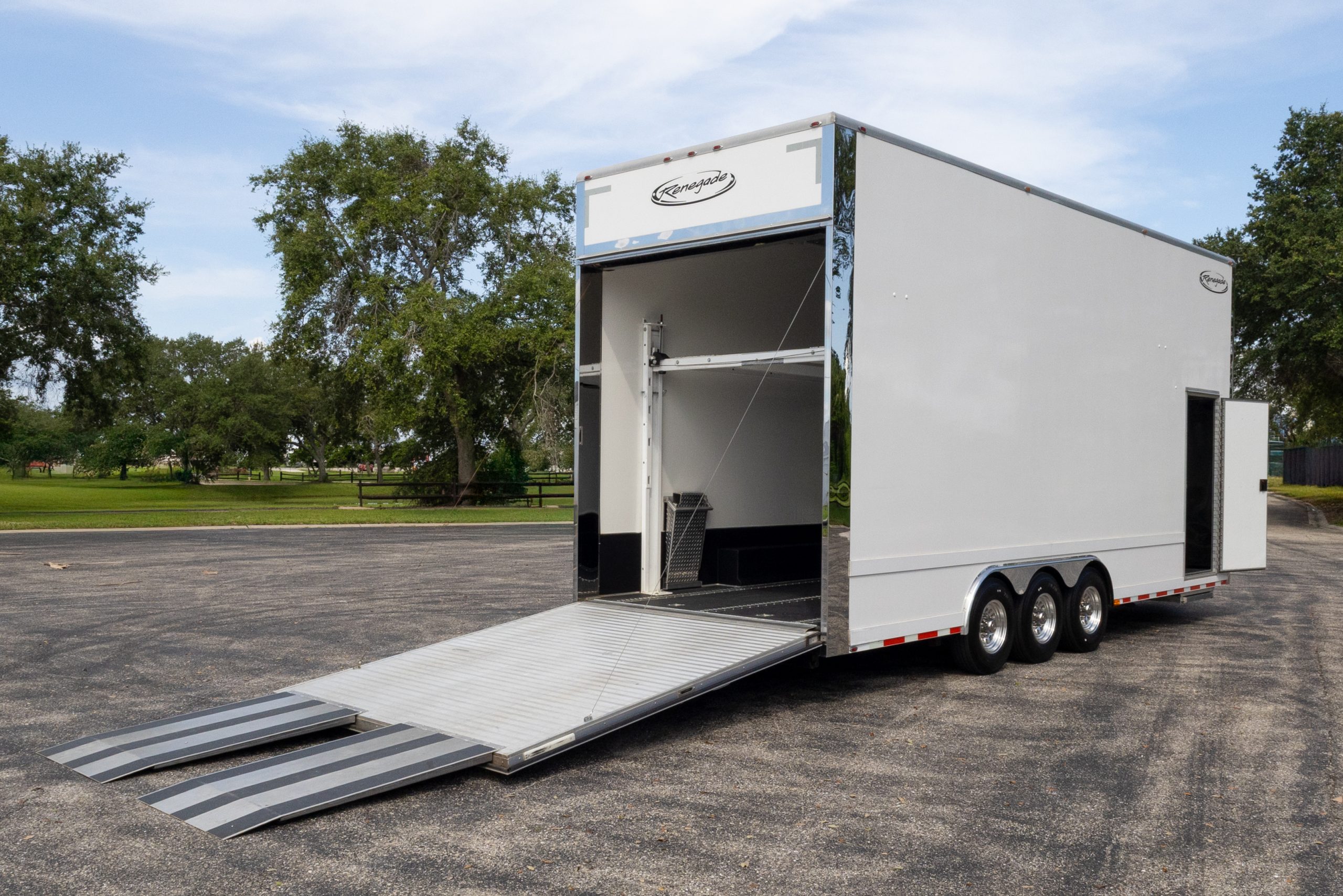 The Motorcoach Store - Prevost Plus