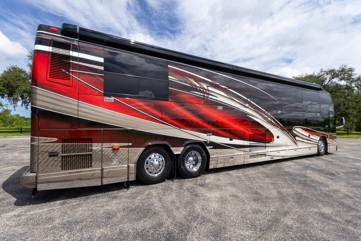 Prevost Listings | Luxury Prevost Motorcoaches for Sale